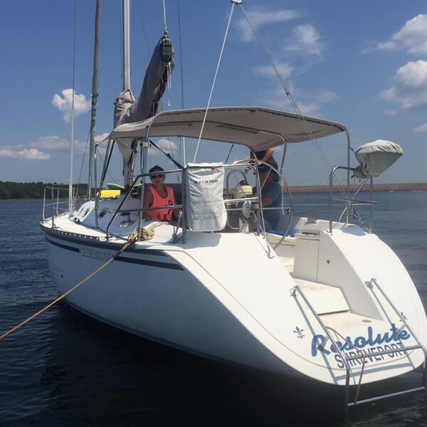 1988 Hunter Legend 35 — For Sale — Sailboat Guide