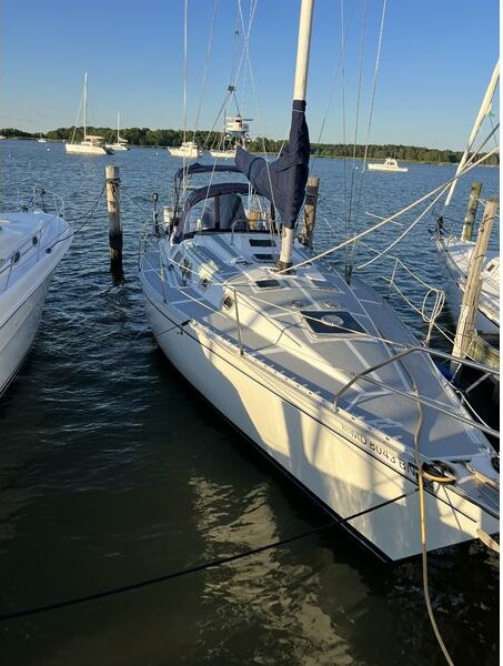 1984 Hunter 34 — For Sale — Sailboat Guide