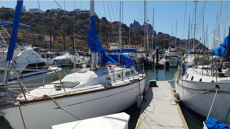 1987 cal yachts 33-2 — For Sale — Sailboat Guide