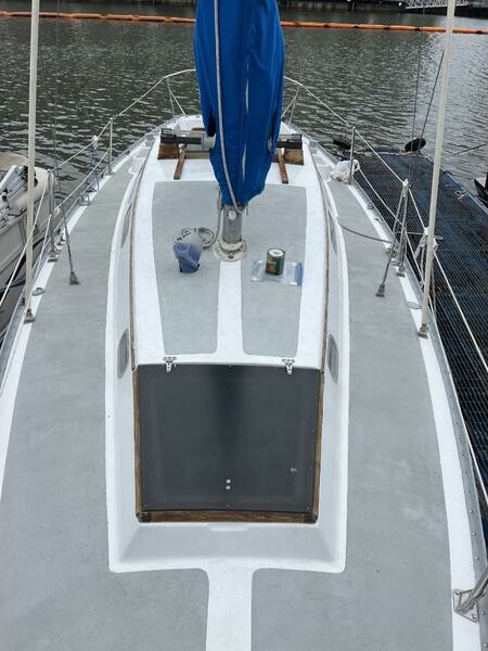 2076 Columbia 32 — For Sale — Sailboat Guide