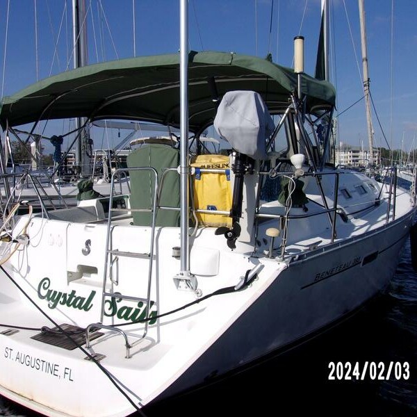 2002 Beneteau Oceanis 393 — For Sale — Sailboat Guide