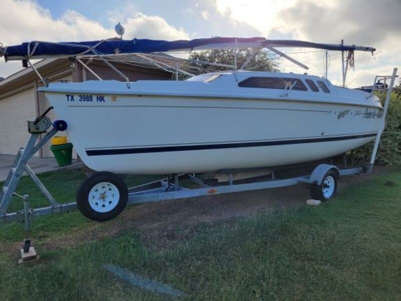 2004 Hunter H 240 — For Sale — Sailboat Guide
