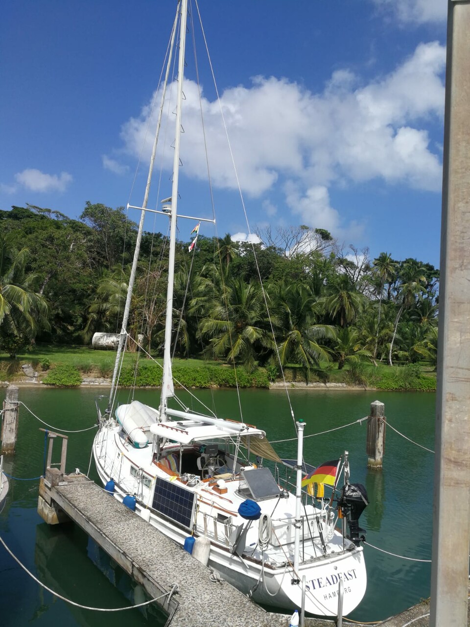 1977 Gulfstar 43 — For Sale — Sailboat Guide