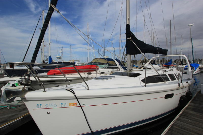 1999 Hunter 340 — For Sale — Sailboat Guide