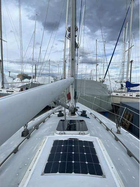 1988 J Boats J35 — For Sale — Sailboat Guide