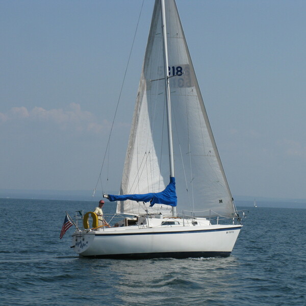 1981 Pearson 28 — For Sale — Sailboat Guide