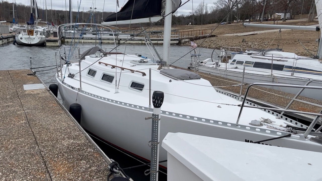 1987 J Boats J/28 — For Sale — Sailboat Guide