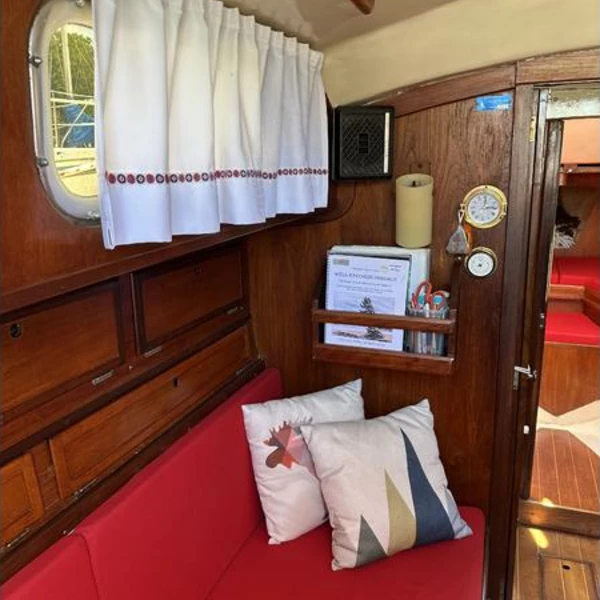 Alberg 30 — Sailboat Guide