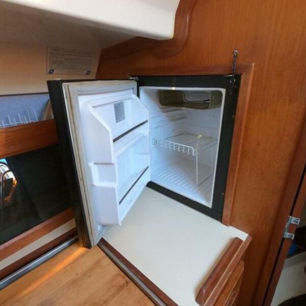 1987 Hunter 40 — For Sale — Sailboat Guide