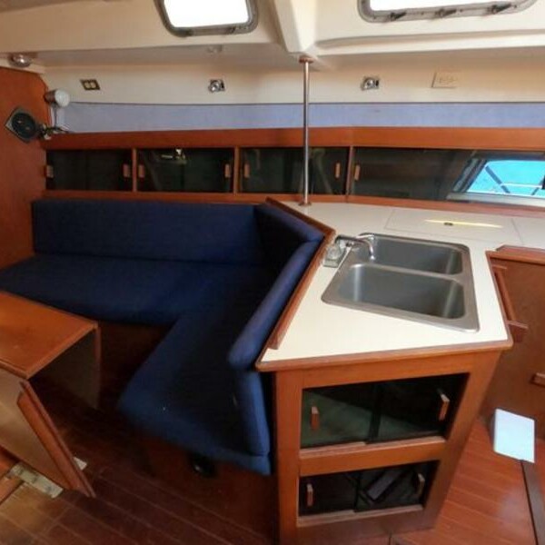 1987 Hunter 40 — For Sale — Sailboat Guide