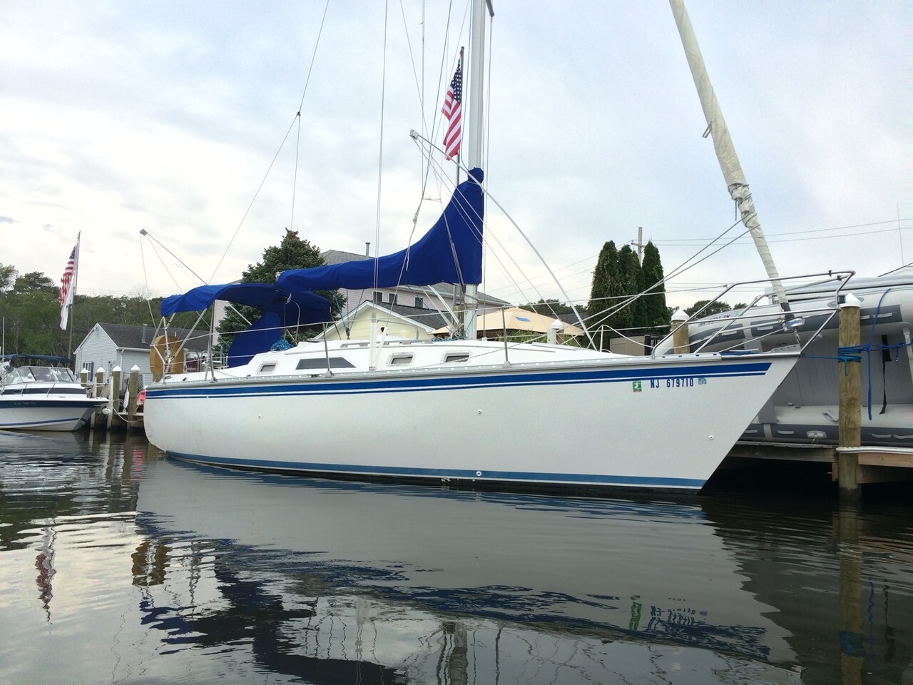 1984 Hunter 31 — For Sale — Sailboat Guide