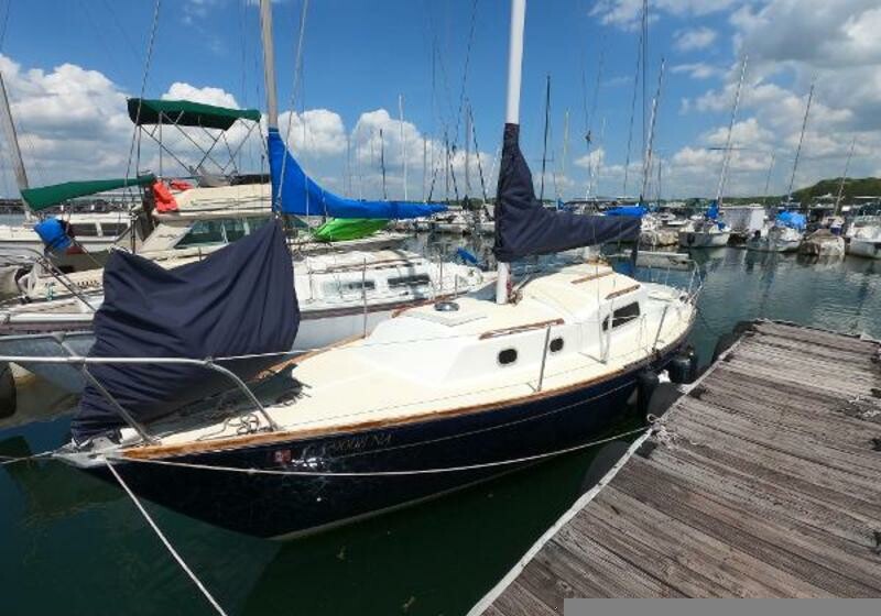 1969 Irwin 27 — For Sale — Sailboat Guide