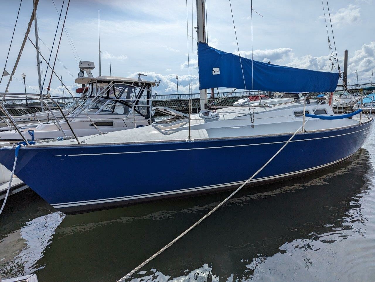 1985 J Boats J30 — For Sale — Sailboat Guide