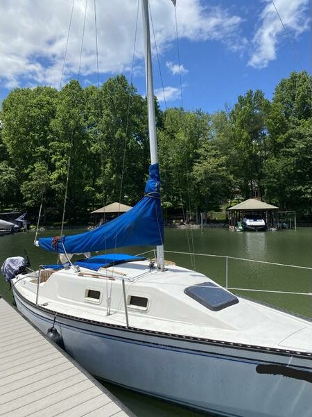 1981 Hunter 22 — For Sale — Sailboat Guide
