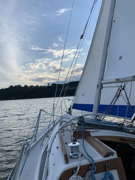 1984 27' Catalina Catalina 27 — For Sale — Sailboat Guide