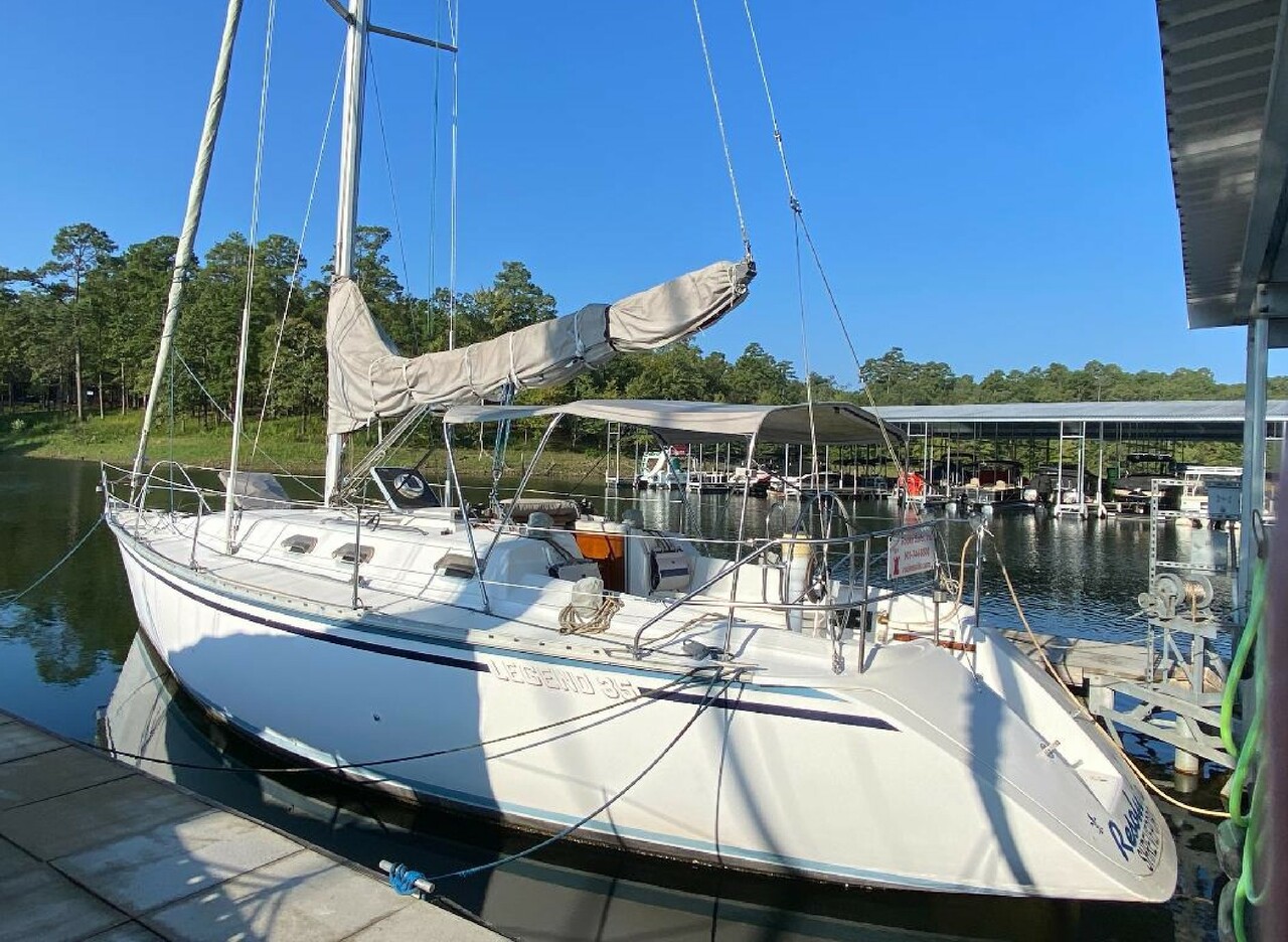 1987 Hunter Legend 35 — For Sale — Sailboat Guide