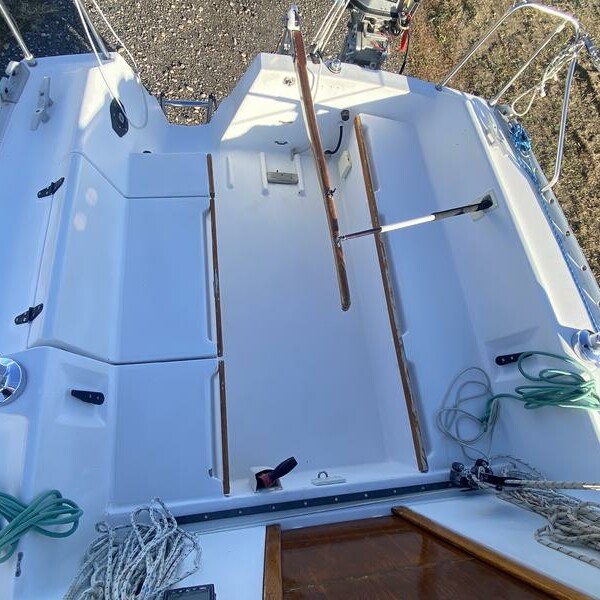 1988 Beneteau First 235 — For Sale — Sailboat Guide