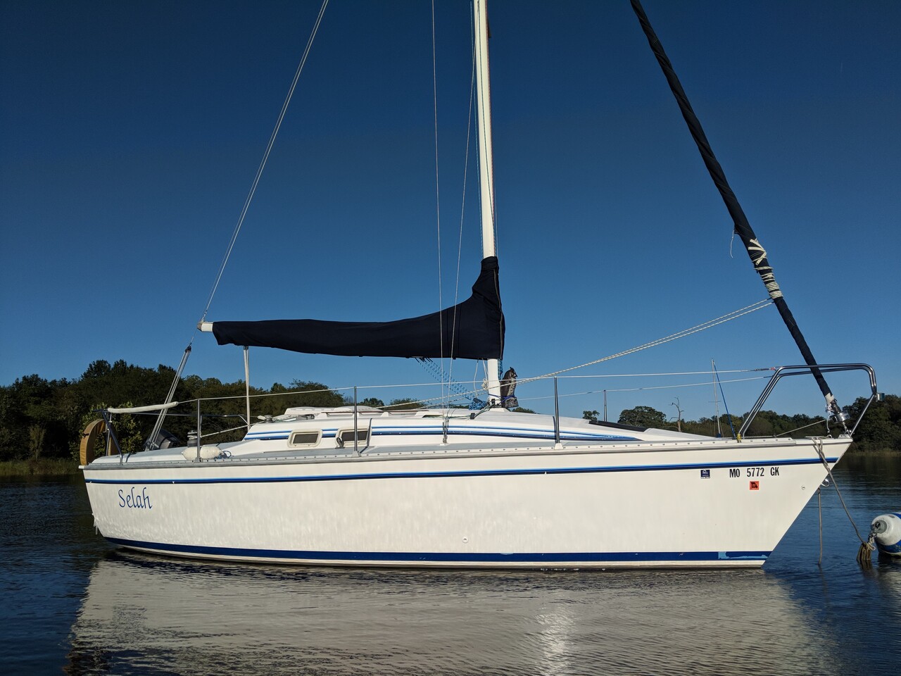 1984 Hunter 25.5 — For Sale — Sailboat Guide