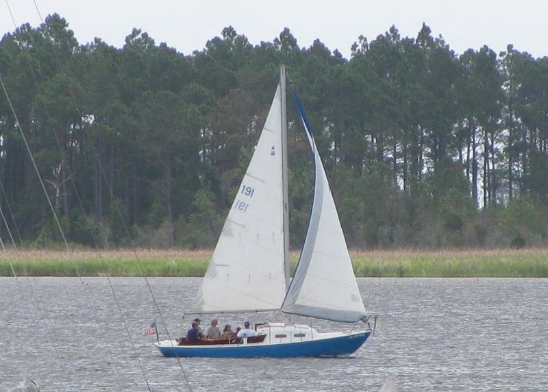 1967 26' Pearson commander — For Sale — Sailboat Guide