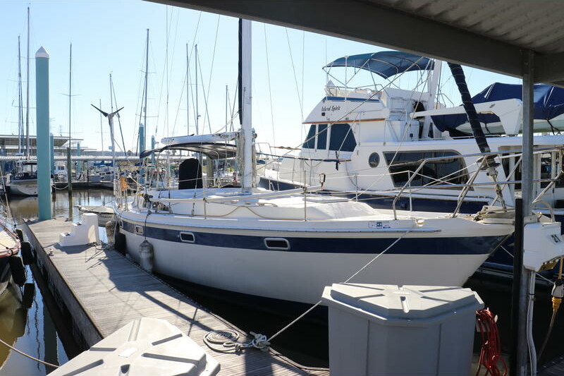 1989 Irwin 44 Center Cockpit — For Sale — Sailboat Guide
