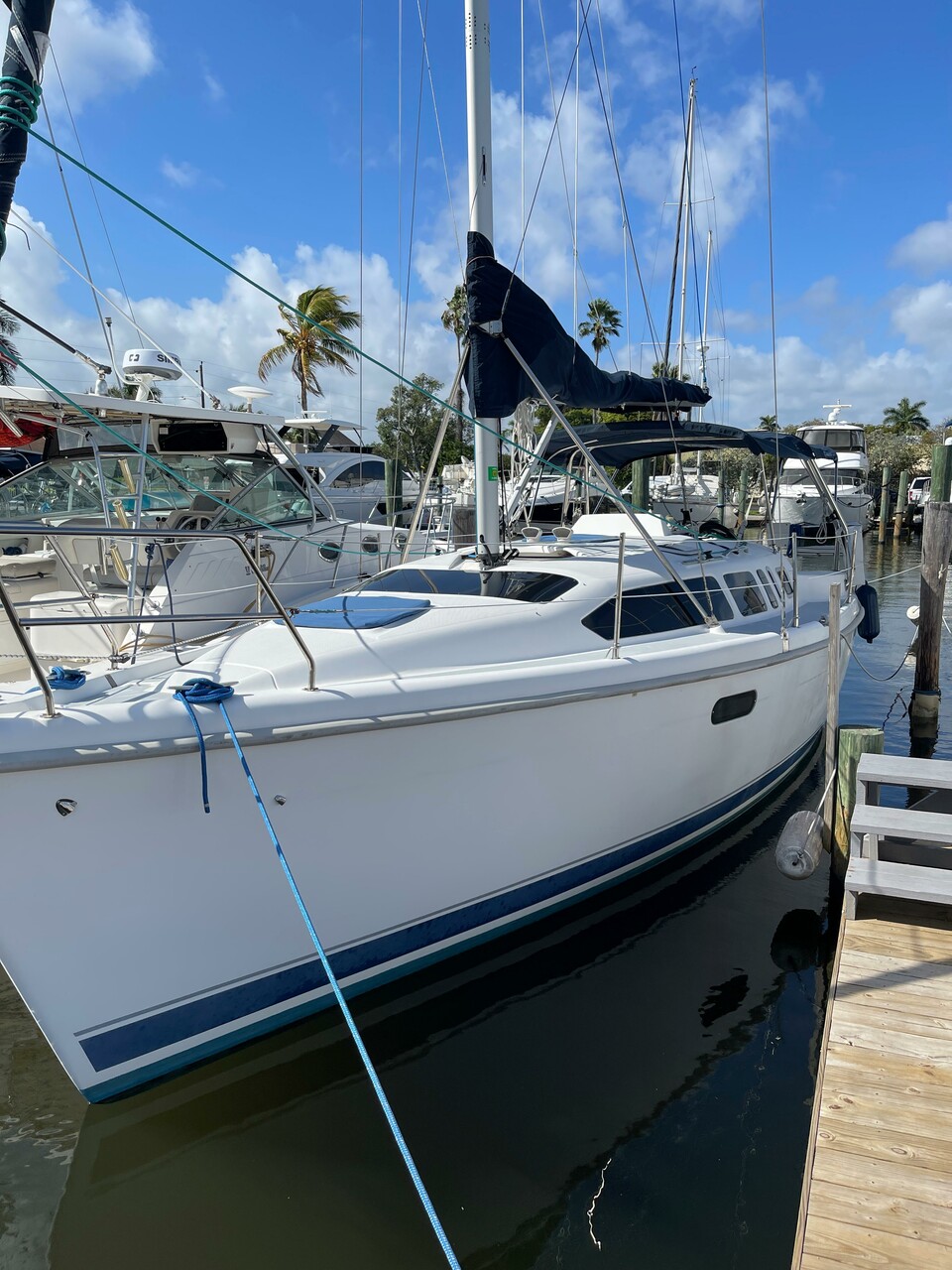 2001 Hunter 340 — For Sale — Sailboat Guide