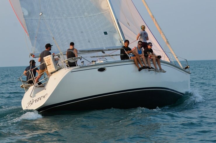 1988 Hunter Legend 37.5 — For Sale — Sailboat Guide