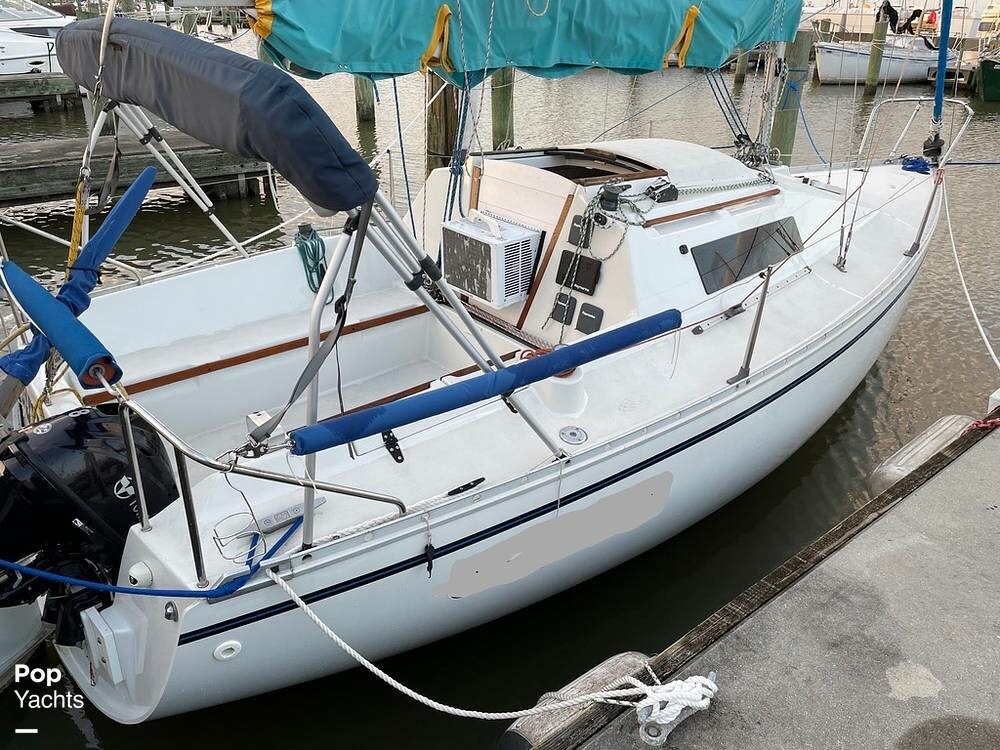 1987 Beneteau First 235 — For Sale — Sailboat Guide