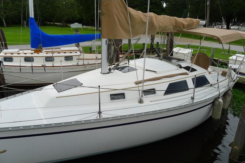 1990 Hunter H28 — For Sale — Sailboat Guide