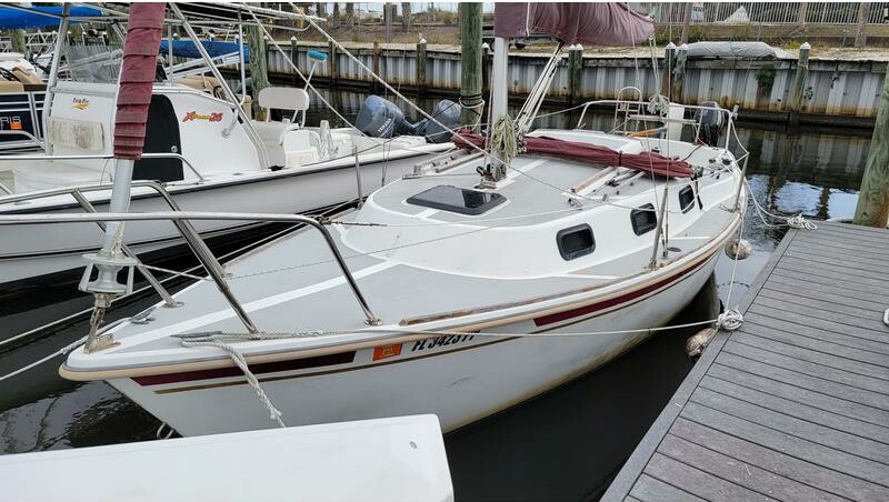1992 Classic Yachts Gloucester 22 — For Sale — Sailboat Guide