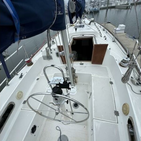 1978 Pearson 365 — For Sale — Sailboat Guide