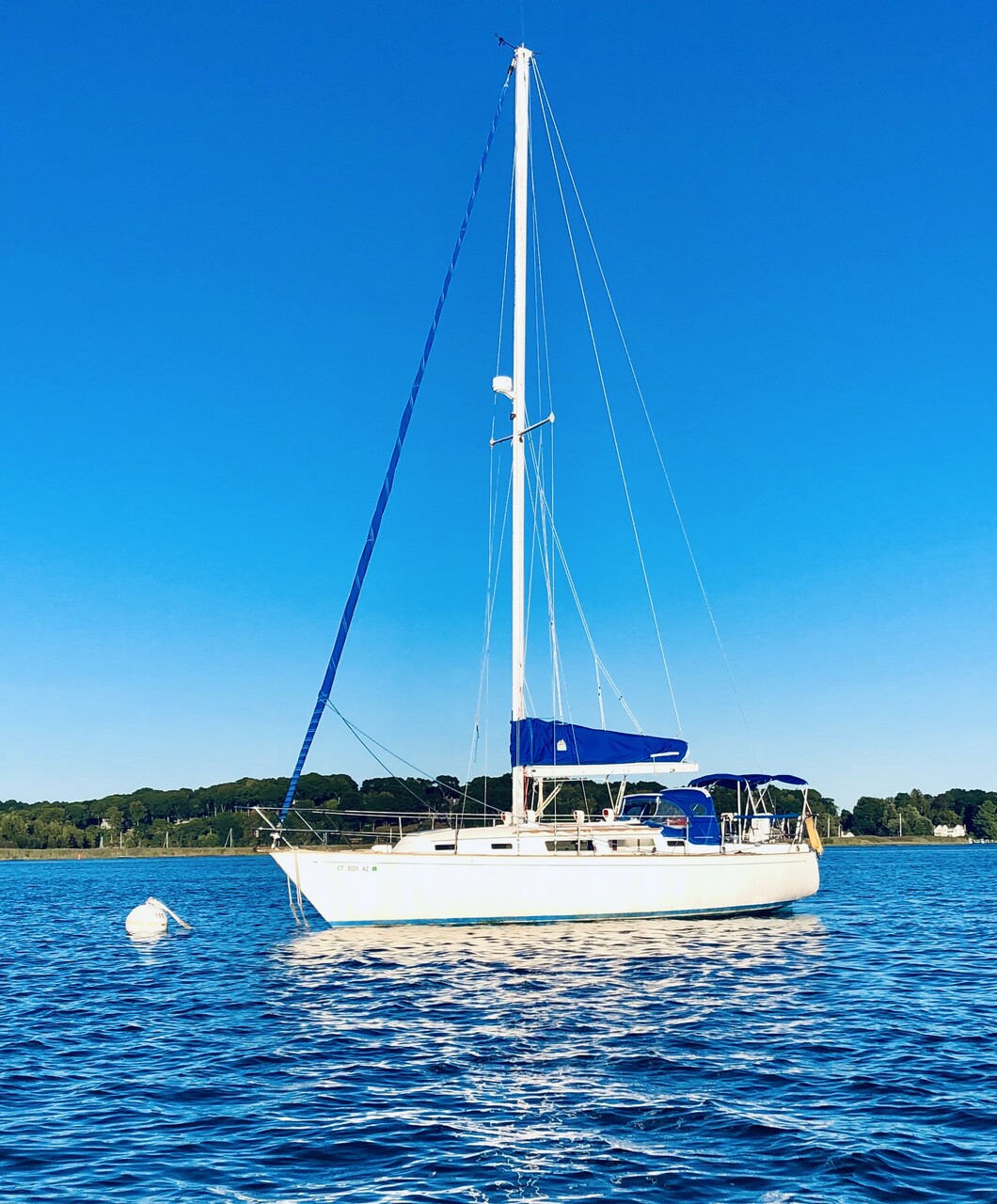 1985 Sabre 32 Tri-Cabin / Centerboard — For Sale — Sailboat Guide