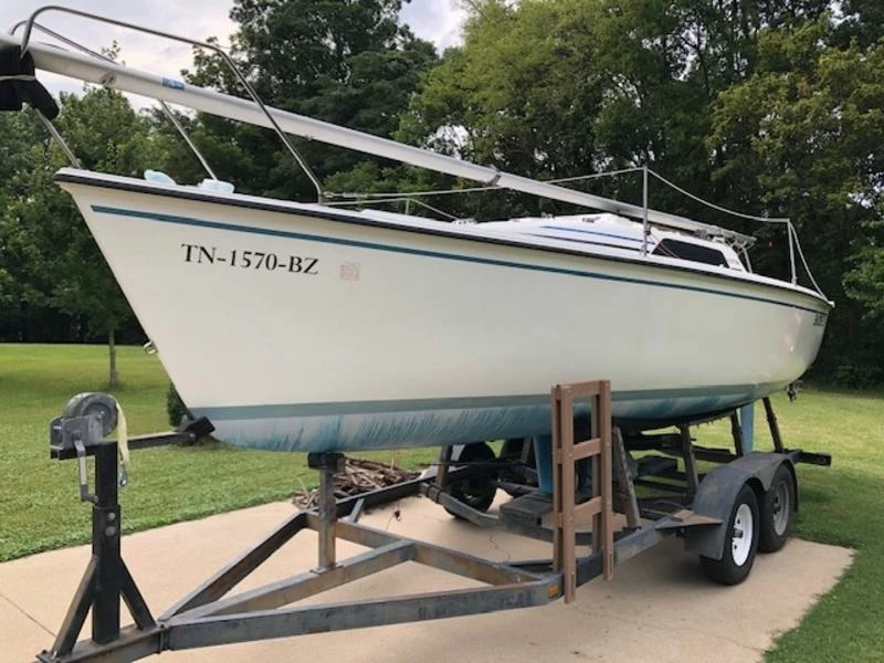 1988 Hunter 23 — For Sale — Sailboat Guide