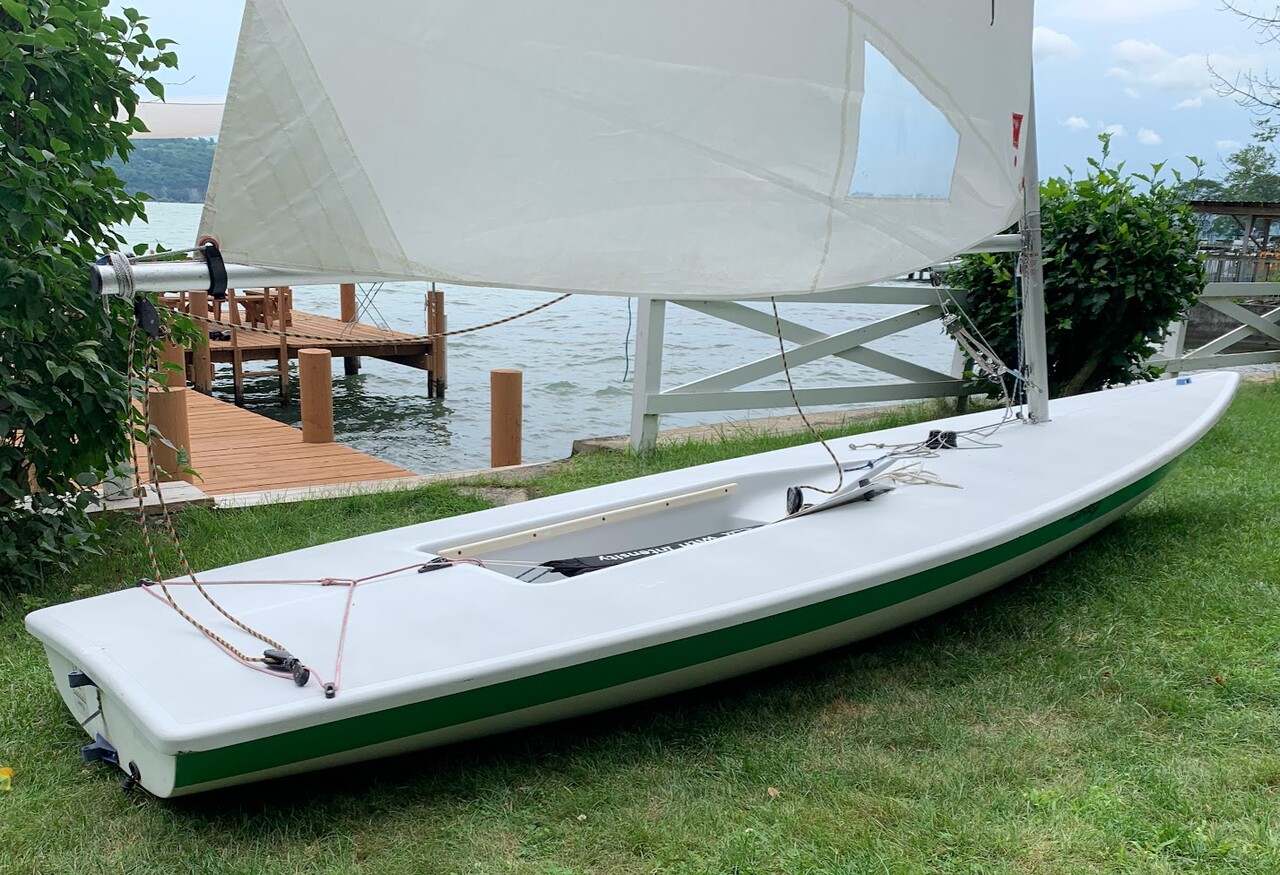 2000 Vanguard Laser — For Sale — Sailboat Guide