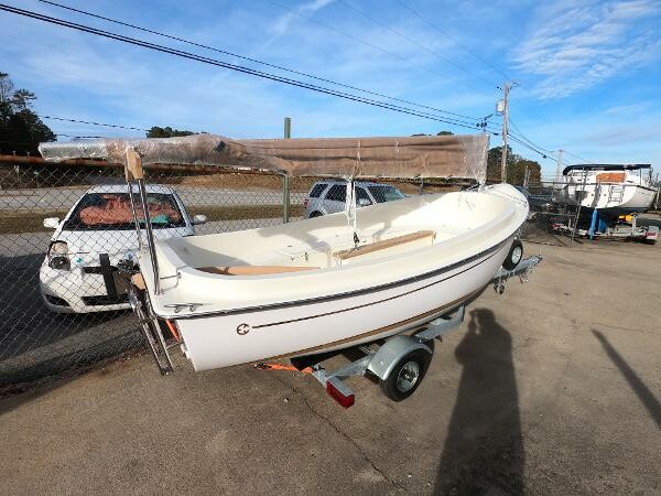 2023 Com-Pac Yachts Picnic Cat — For Sale — Sailboat Guide
