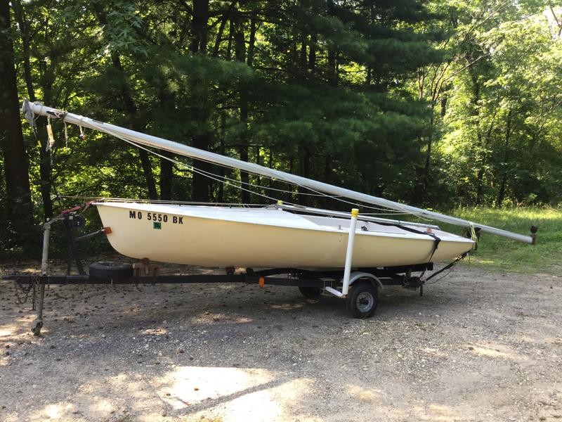 1976 Chrysler mutineer — For Sale — Sailboat Guide