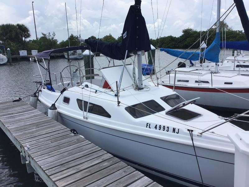 2007 Hunter 25.5 Sloop — For Sale — Sailboat Guide